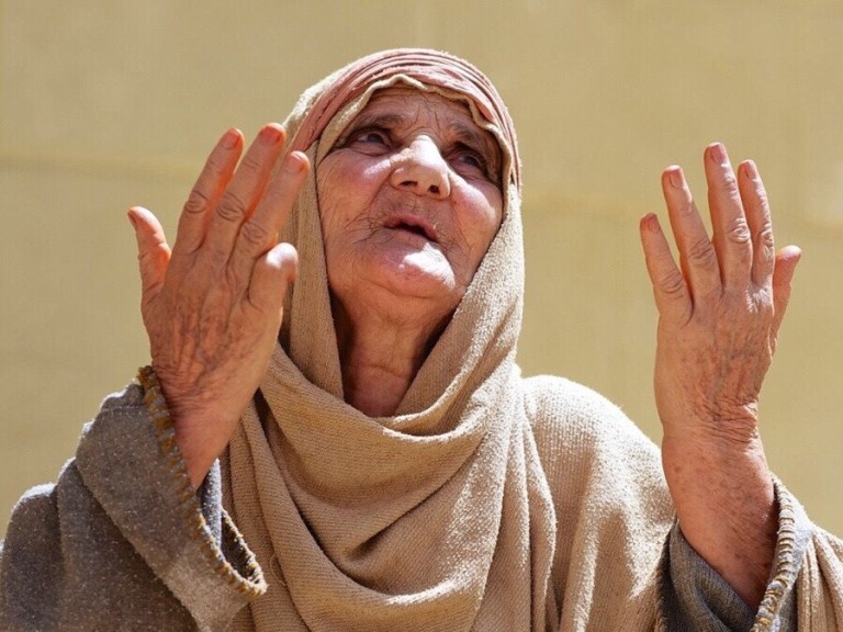 Anna, Woman Who Worshiped God | Center for Evangelists